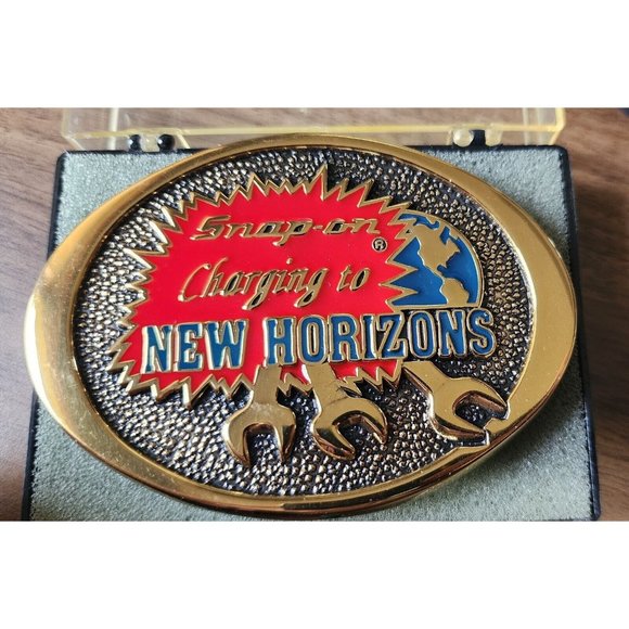 Snap-on | Accessories | Snapon Charging To New Horizons Belt Buckle ...